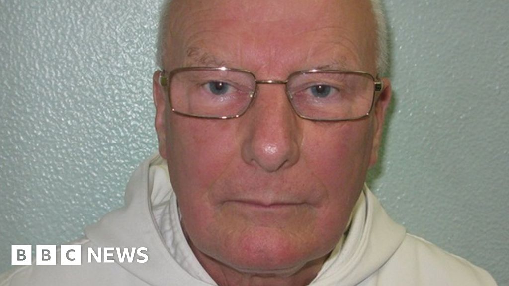 Ex-priest Philip Temple jailed for child sex abuse - BBC News