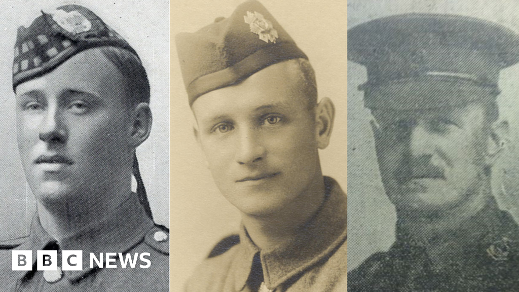 WW1 names added to Glasgow University memorial - BBC News