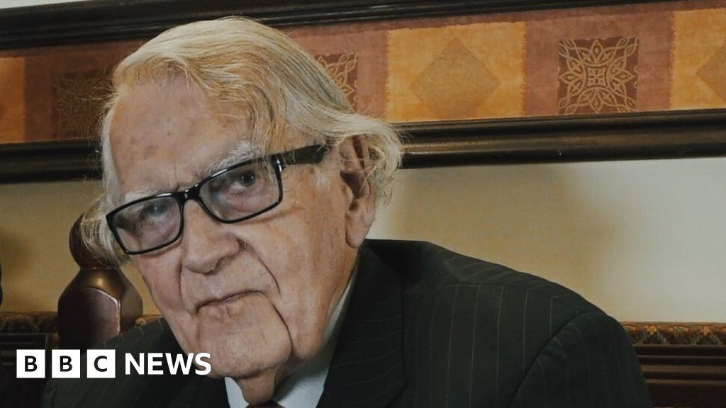 An 'outstanding individual' - the late Dr Maurice Hayes - BBC News