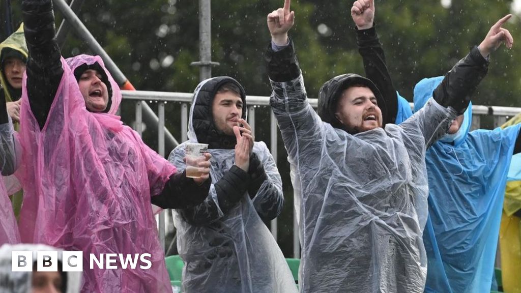 West Belfast: Biggest ever Féile as NI welcomes back major crowds