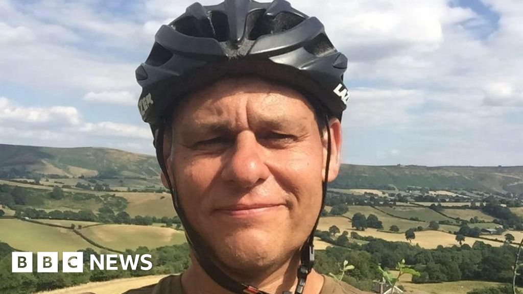 Stotfold cyclist 'in limbo' 10 months after hit-and-run crash - BBC News