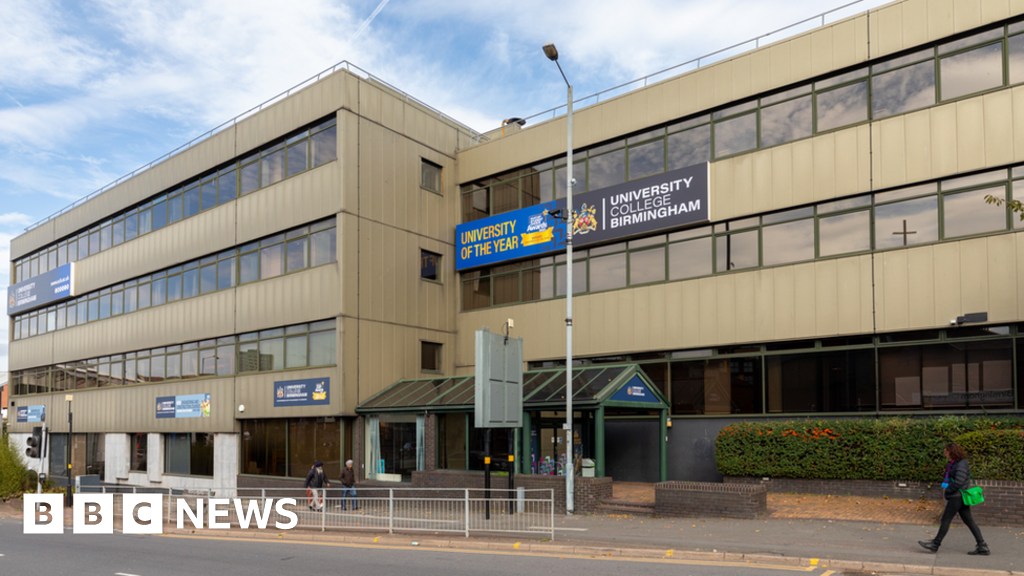 New sixth form centre in Birmingham planned - BBC News