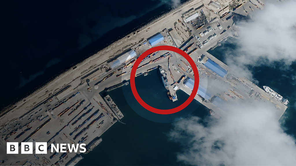 Turkey sends secret arms shipments into Libya