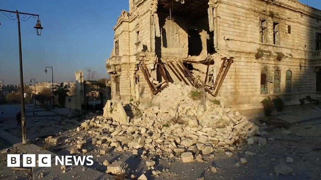 Aleppo's deserted ancient city filmed from above - BBC News