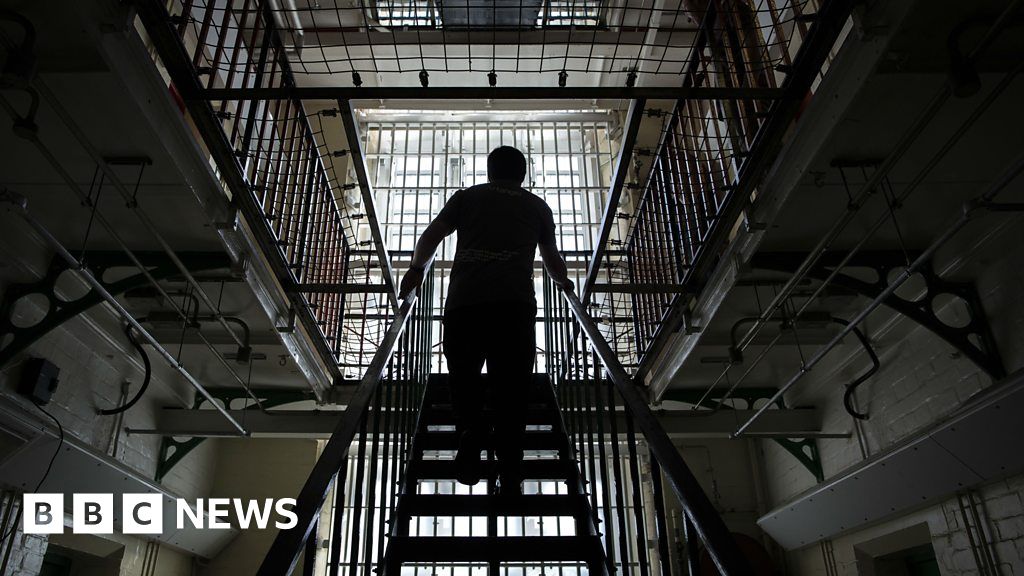 'Secrecy' in the MOJ - BBC News
