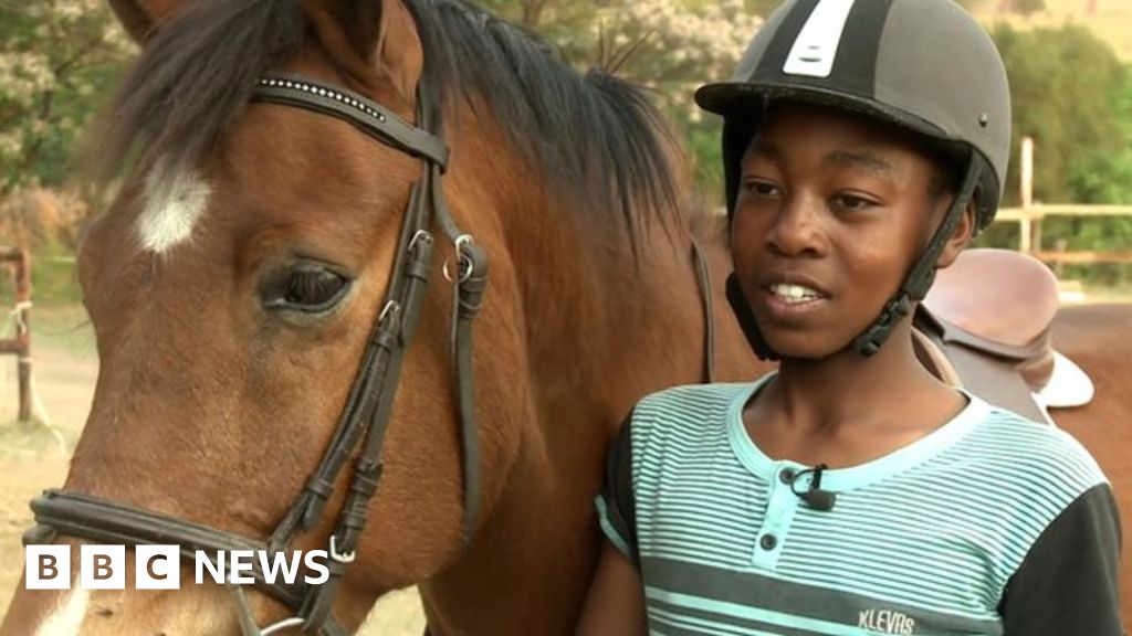 'Horse riding made me a different person' - BBC News