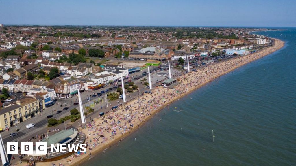 Southend evening parking charge could be scrapped by summer break - BBC ...