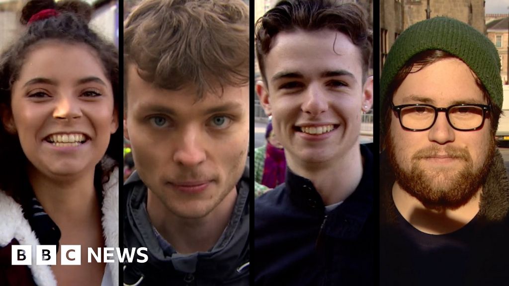 University strikes: What do students think? - BBC News