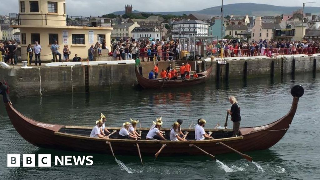 Viking Longboat World Championships: Netball team lift race title - BBC ...