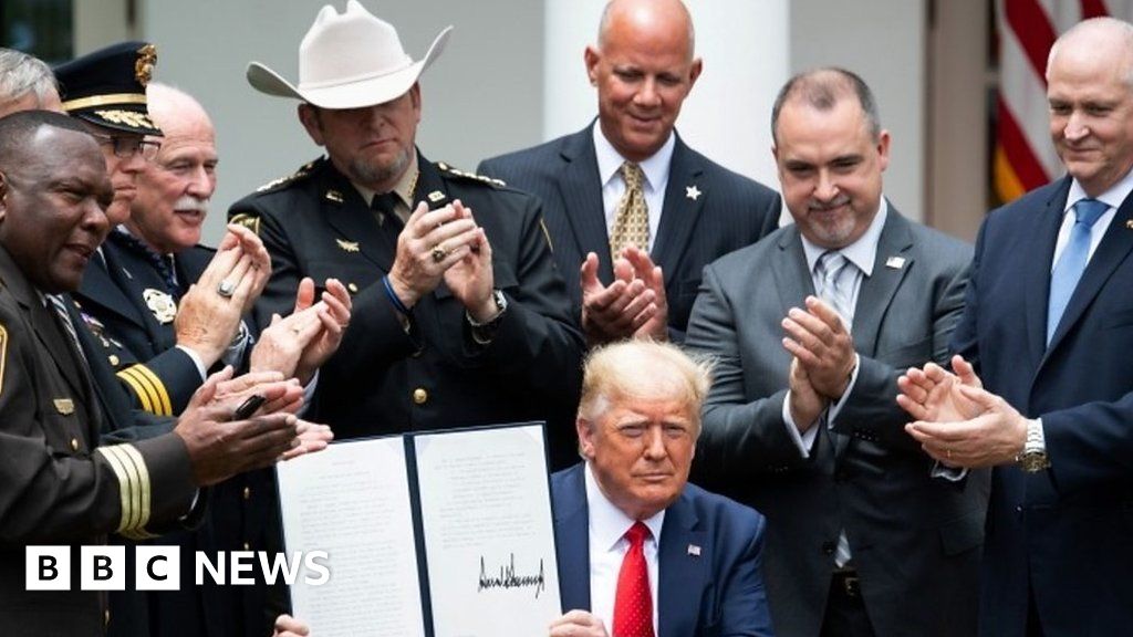 Trump: 'Without police, there is chaos'