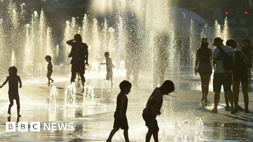 Deadly heat wave kills 33 across southern Quebec