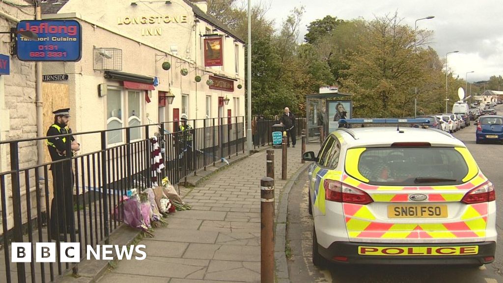 Three in court over Edinburgh pub lane death