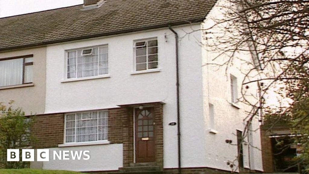 Archive: Exorcism at south Belfast house - BBC News
