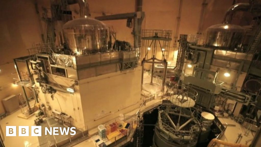 Nuclear power back in Japan for first time since Fukushima - BBC News