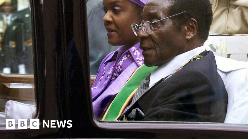 Robert Mugabe sells off his combine harvesters - BBC News