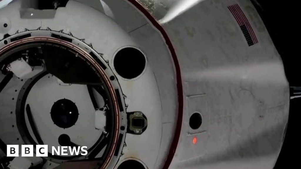 Spacex Reveals New Humanrated Dragon V2 Capsule