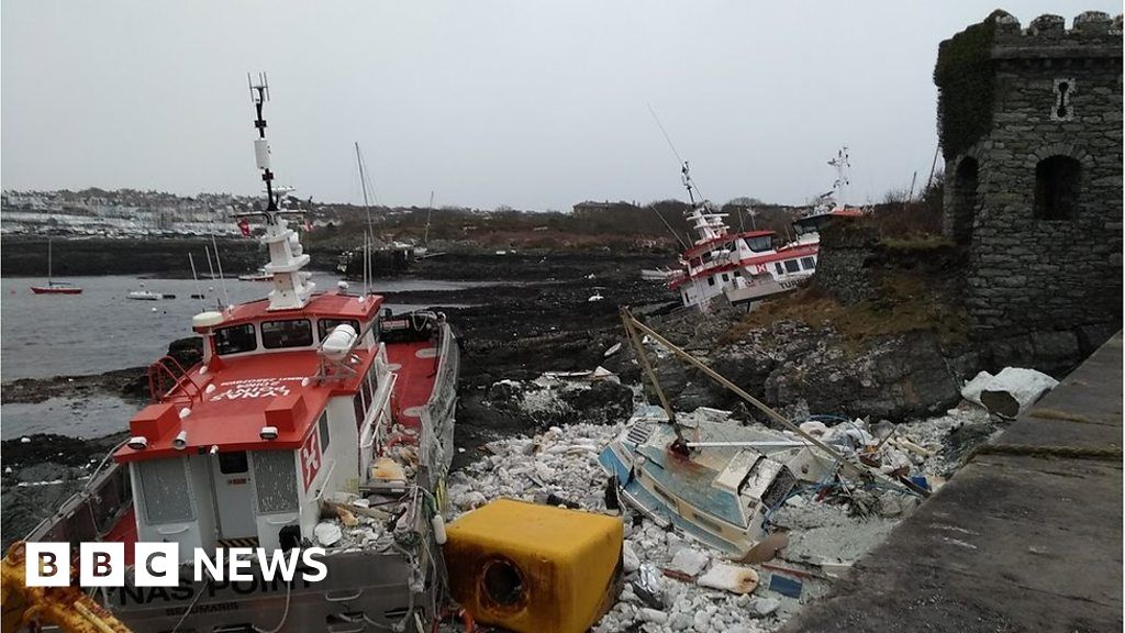 Storm Emma: Holyhead Marina clean-up after weather damage - BBC News