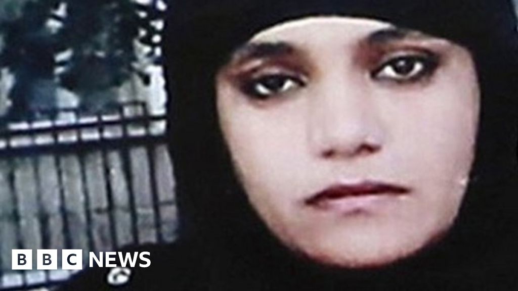Farkhunda's story one year on - BBC News