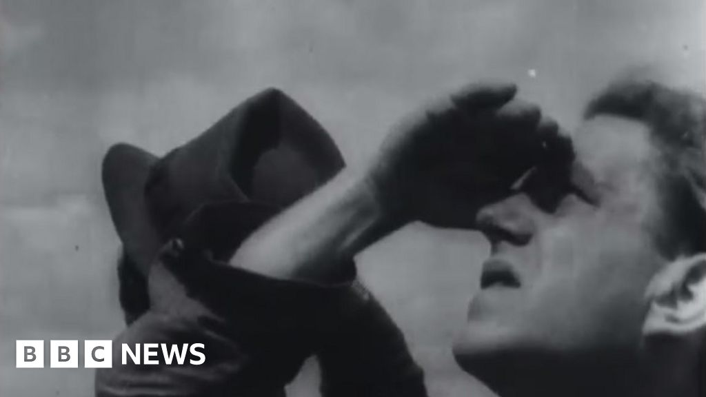 Keeping Berlin fed during the Cold War - BBC News