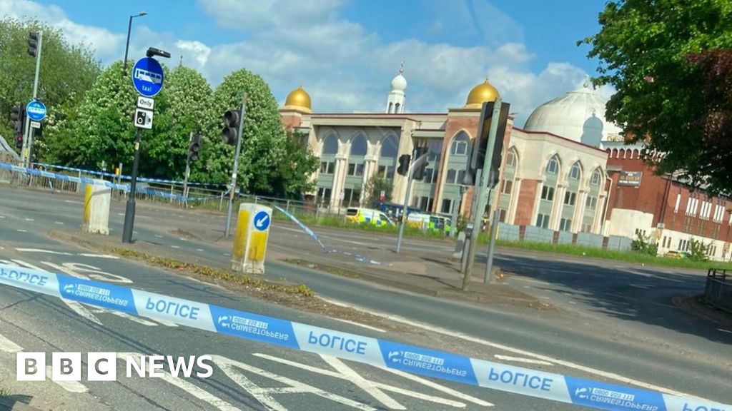 Part of major Birmingham route shut after collision