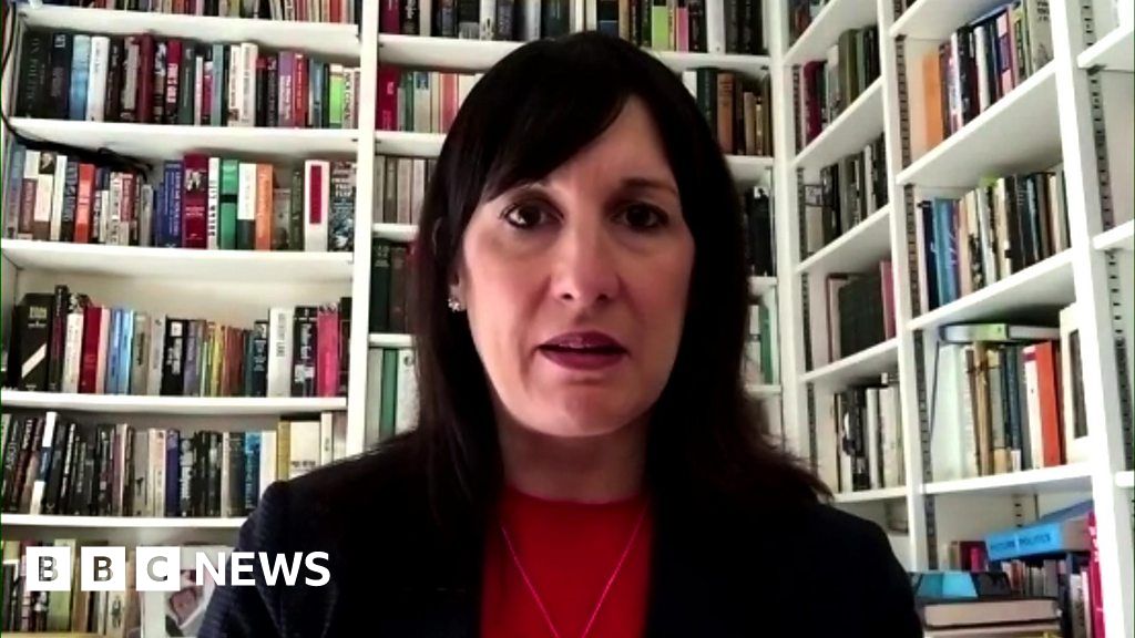 Lee Cain: Public 'looks on with astonishment', says Labour's Reeves