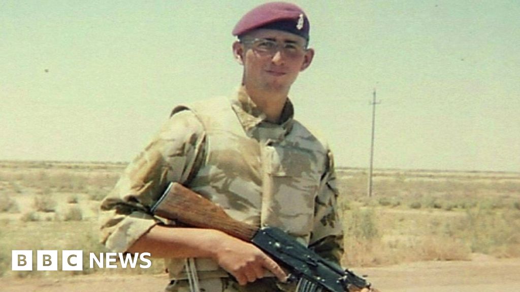 Injured soldier Ben Parkinson launches review of his care