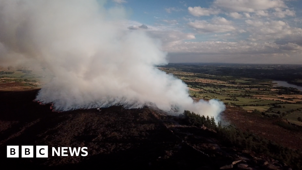 Drone footage reveals scale of fire on The Roaches - BBC News
