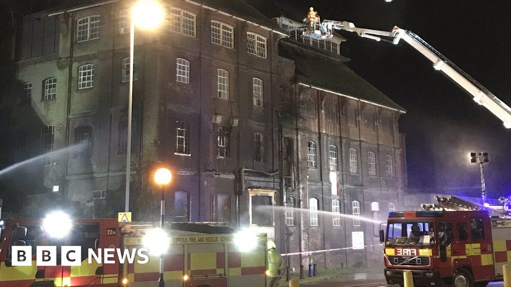 Large fire at Tolly Cobbold brewery site - BBC News