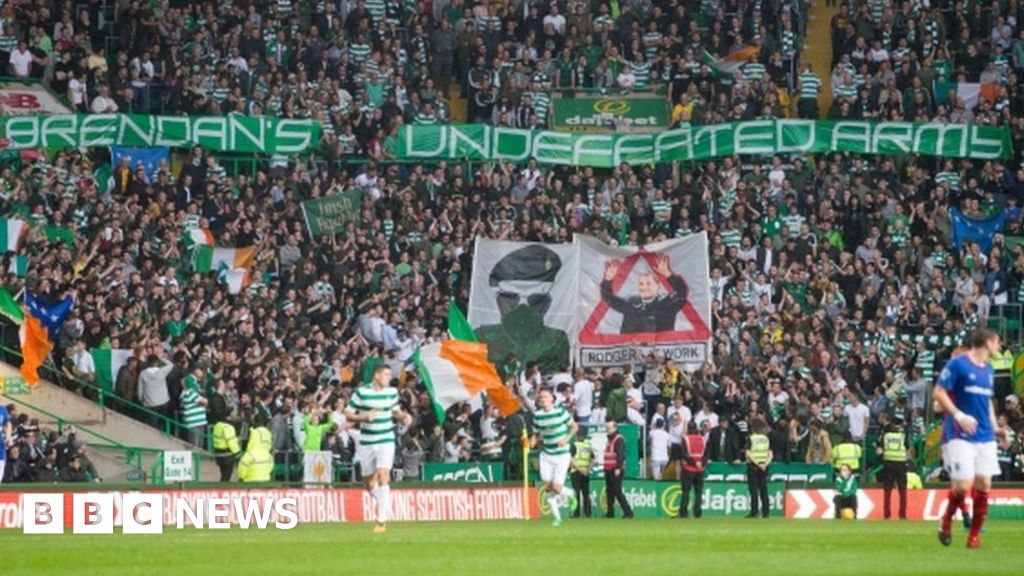 Celtic v Linfield: Police make 12 arrests over banners - BBC News