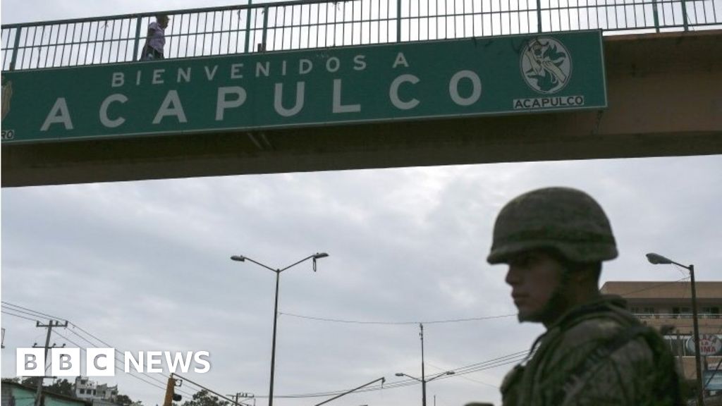 Mexico violence: Eleven killed in Acapulco - BBC News Mexico violence: Eleven killed in Acapulco - BBC News
