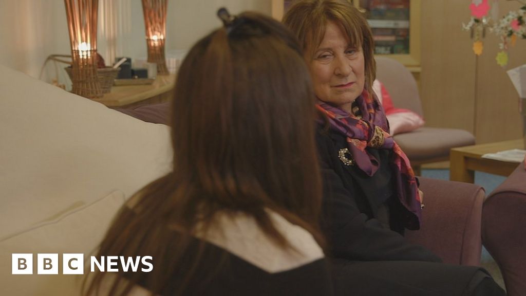 'It was either die, or get help' - BBC News