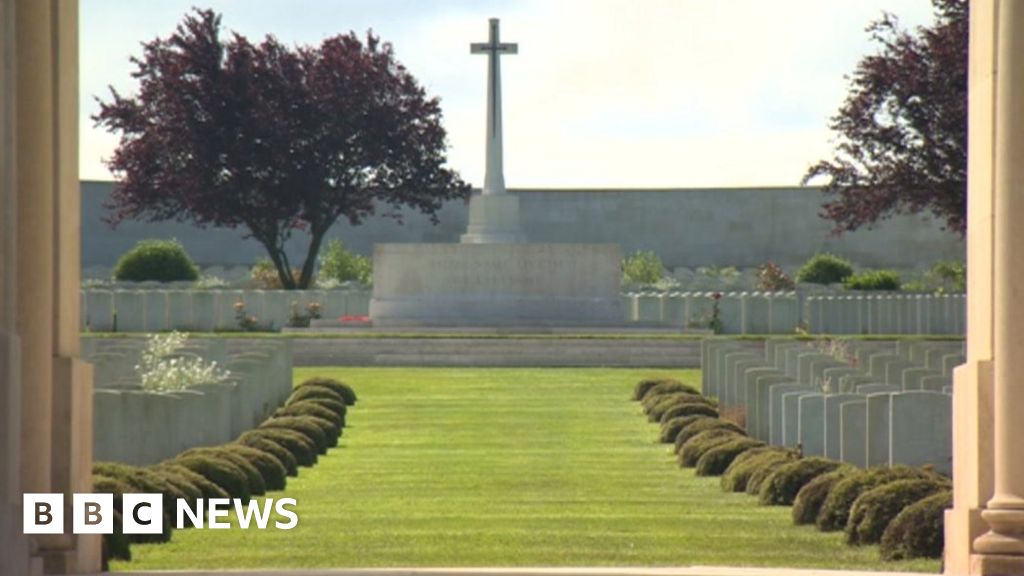 Remembering the Bradford and Leeds Pals Battalions - BBC News
