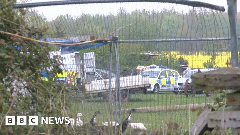 Wyverstone gun haul: Trial of Anthony Buckland hears of weapons stash ...