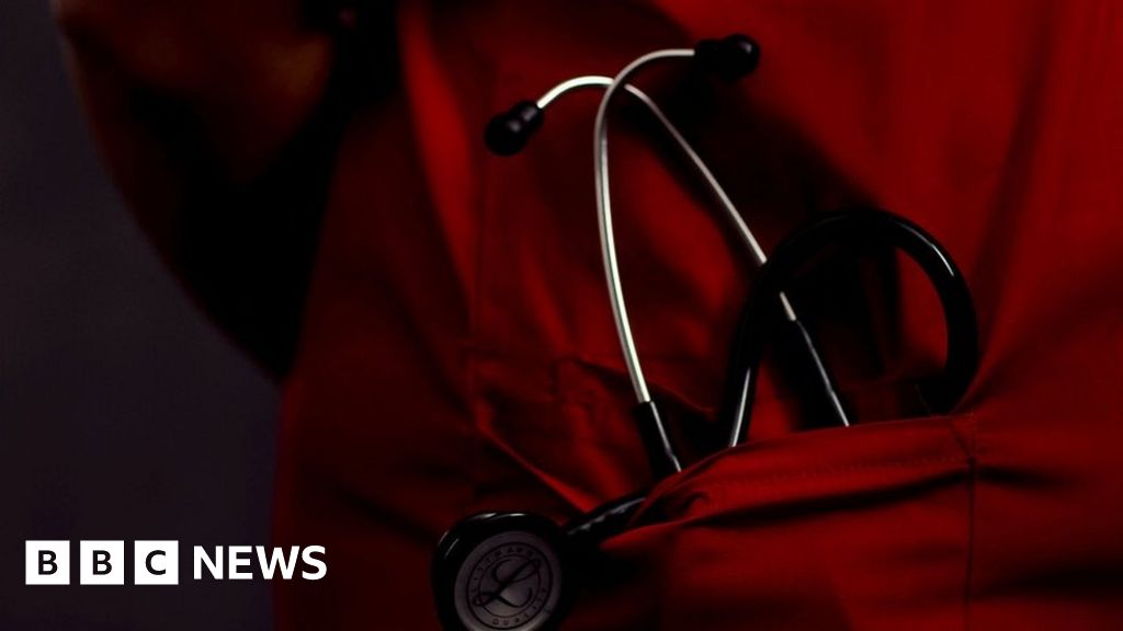Devon health services under 'extreme pressure' - BBC News