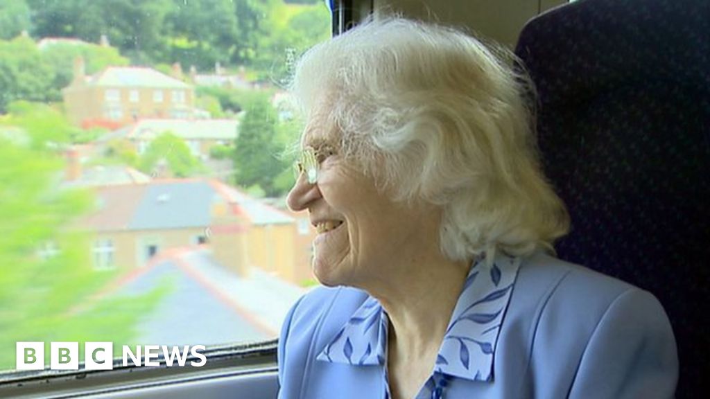 Rail campaigner takes first trip on Borders railway line - BBC News
