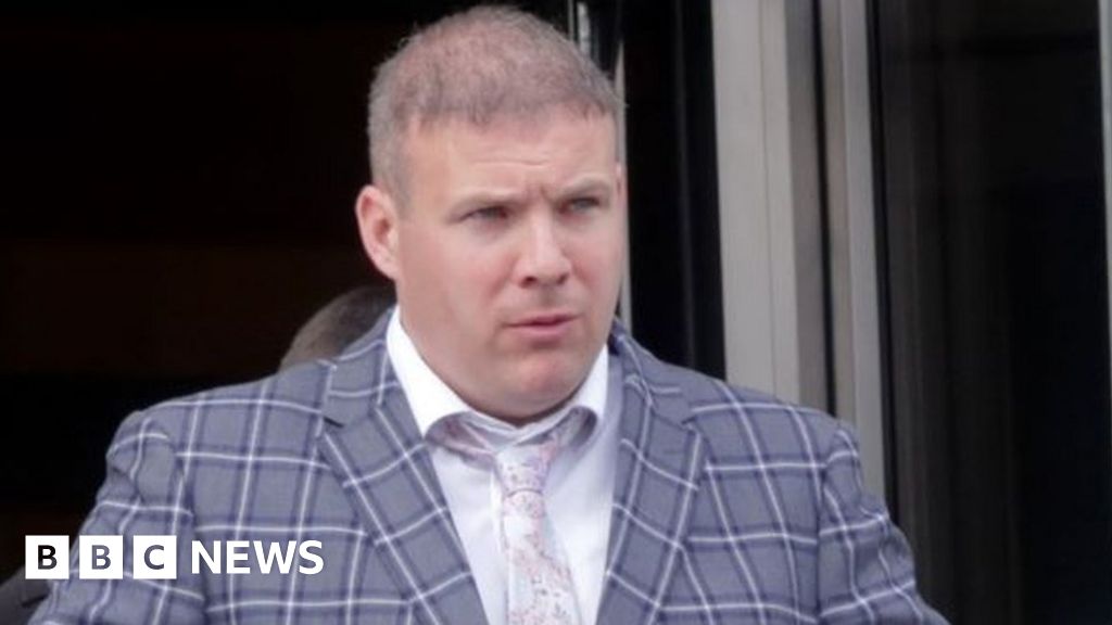 Racist police officer abused colleagues in Maryhill office