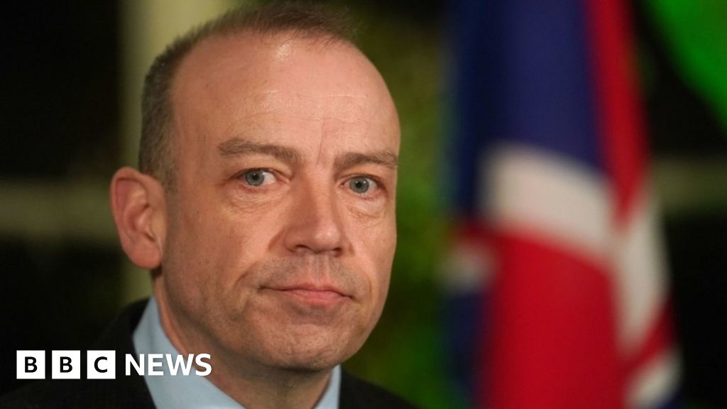 NI Secretary flies to US to 'drum up investment' - BBC News