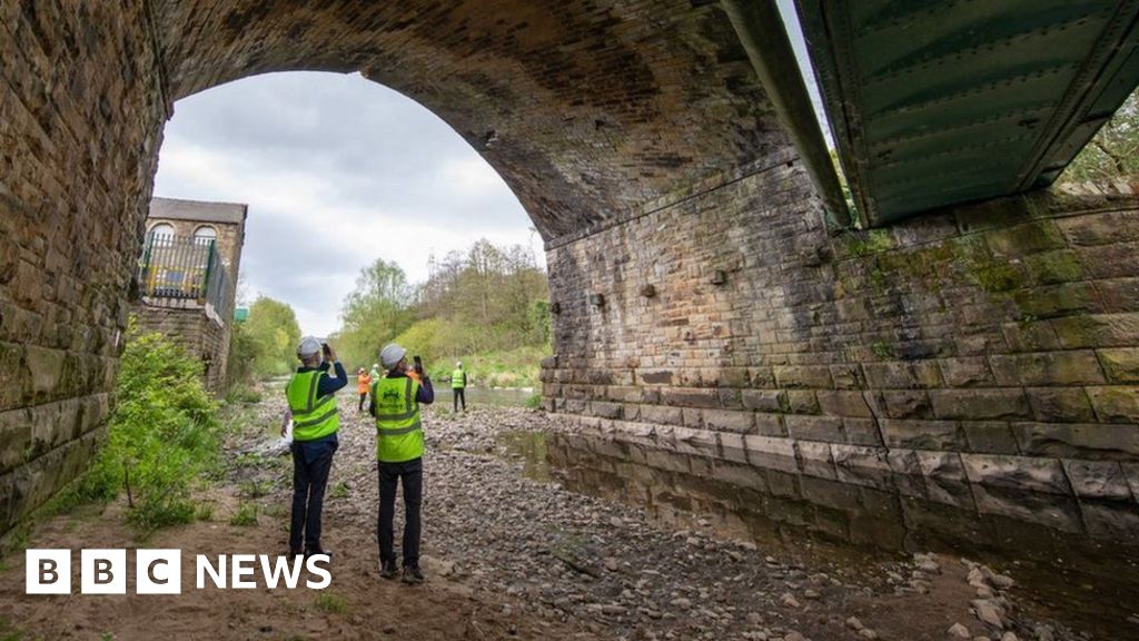 River Calder: Experts examine if mining caused bridge subsidence