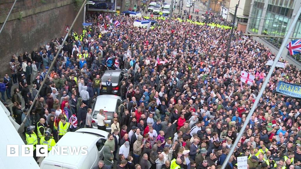Arrests made as Manchester protest by UK Against Hate 'turns nasty'