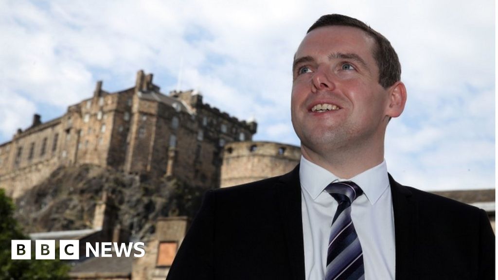 Douglas Ross confirmed as Scottish Conservative leader - BBC News