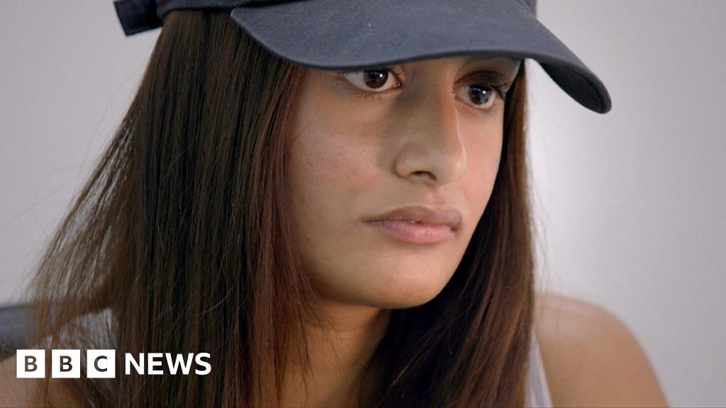 'I'm ashamed of myself' - Shamima Begum - BBC News