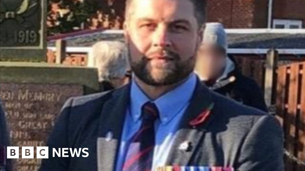 PC Matt Lannie: Police motorcyclist riding 'too quick' before fatal ...