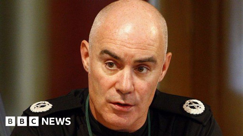 Suspended officers 'used range illegally' - BBC News