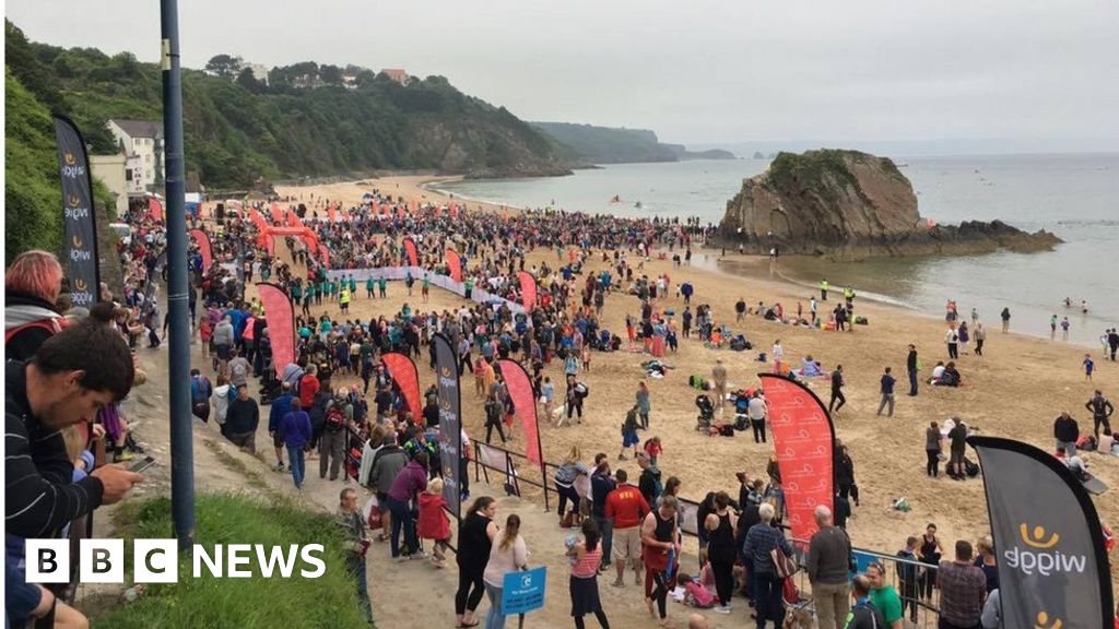 Long Course Weekend triathlon returns to Tenby - BBC News