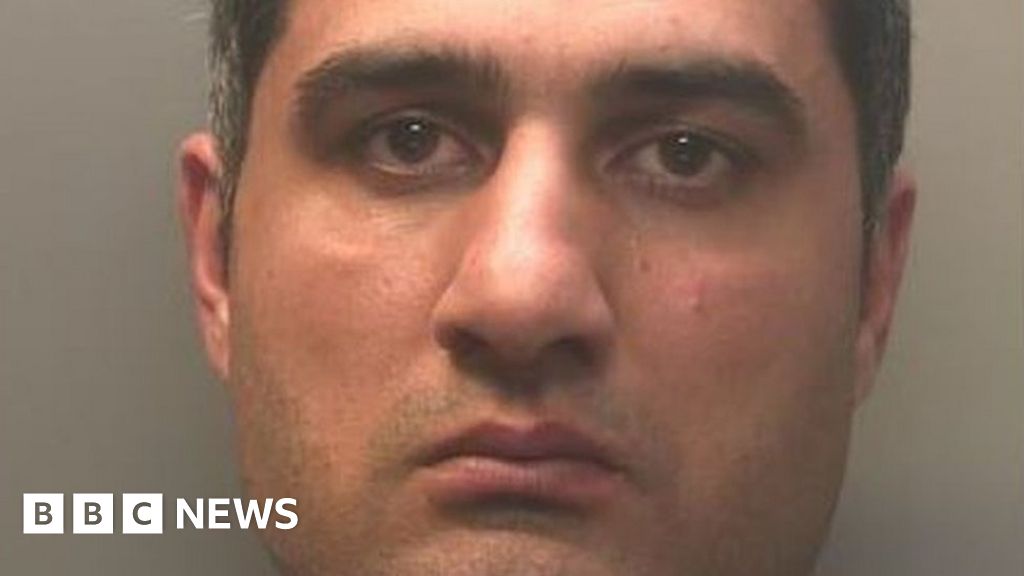 750,000 illegal cigarettes gang caught in Newport - BBC News