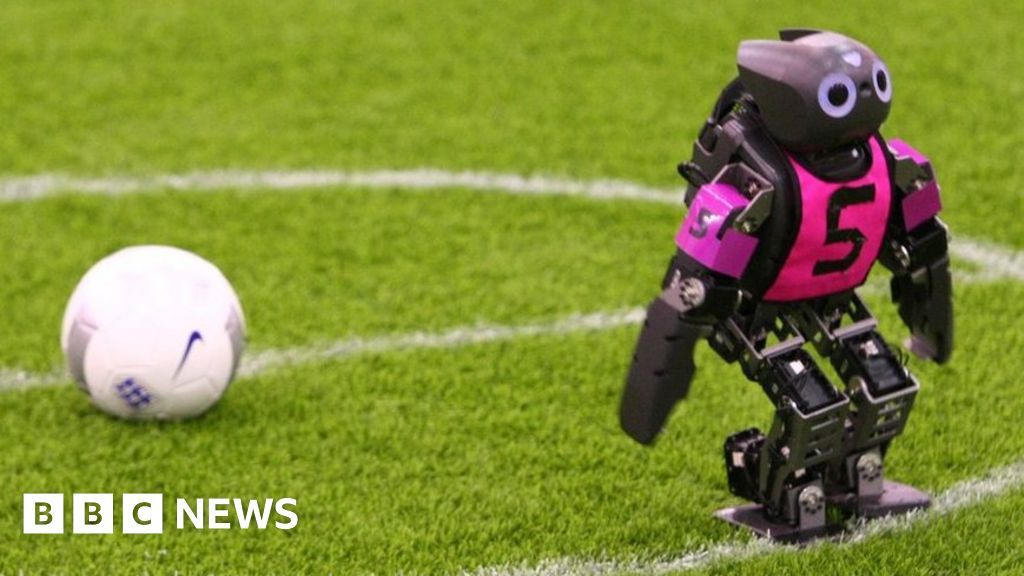 Japan's humanoids scoop 1-0 win at RoboCup - BBC News
