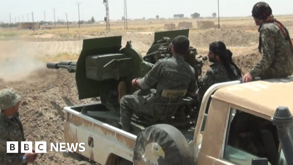 People killed in Turkish air strikes in Syria - BBC News