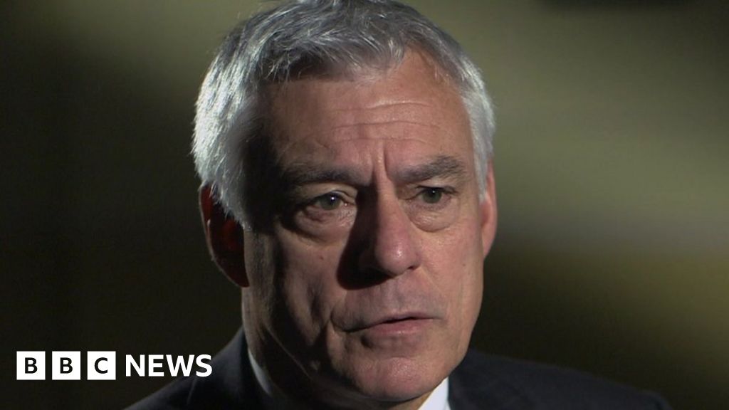 Ex-Lib Dem MP David Ward sacked as Bradford East candidate - BBC News