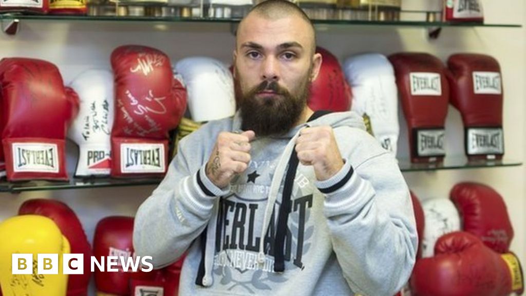 Trainer tells inquiry of boxer Mike Towell's last words - BBC News