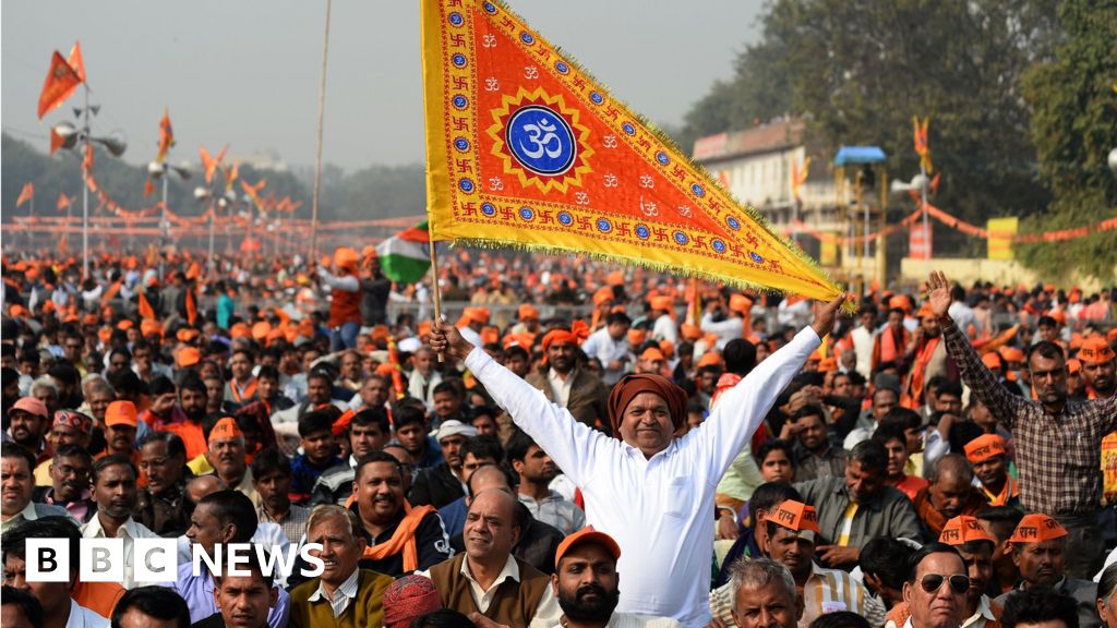 Ayodhya: Thousands rally in Delhi over disputed religious site - BBC News
